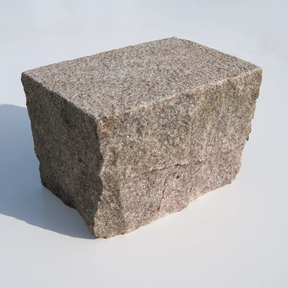 Brosten, Stokhugget i grå/rød – Drømmehave